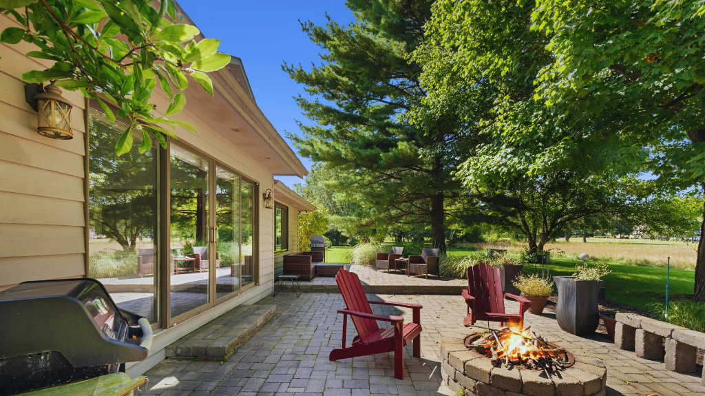 Porches, Pools, and Patios: Outdoor Features That Boost Charleston Home ...